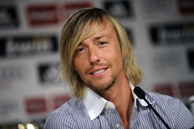 Guti se ofrece al Madrid